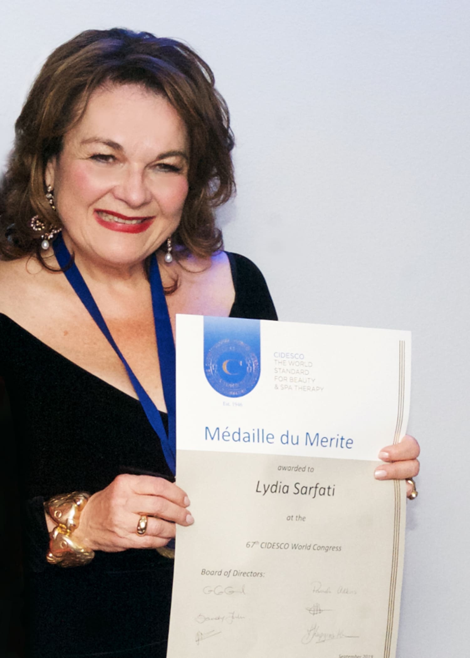 Lydia Sarfati Honored with the Prestigious CIDESCO Médaille du Mérite ...
